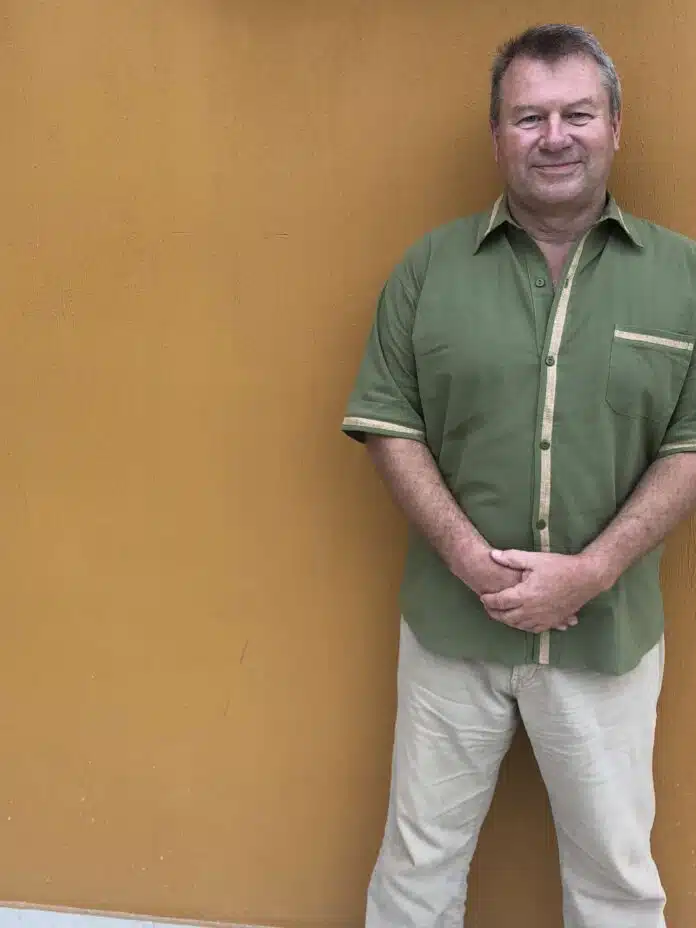 The Spotlight Club (in Ajijic): Mark Rome