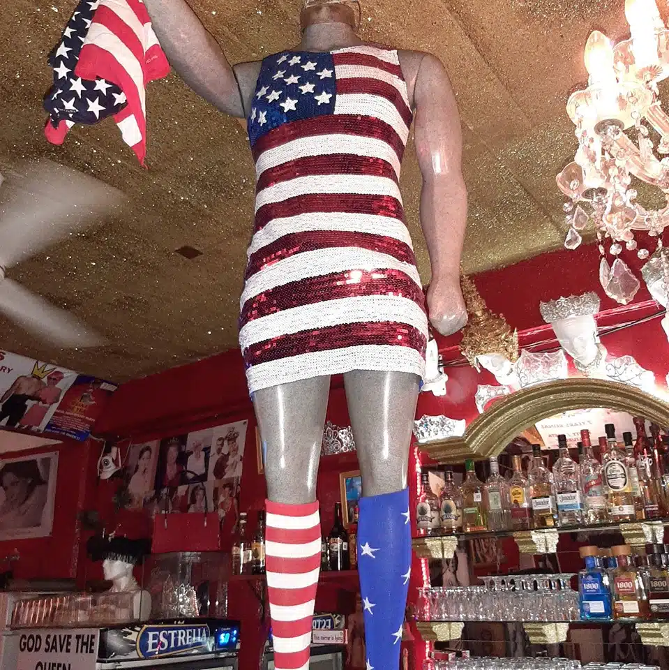 'The Queens Bar' - Reinas Celebrates 12 Years