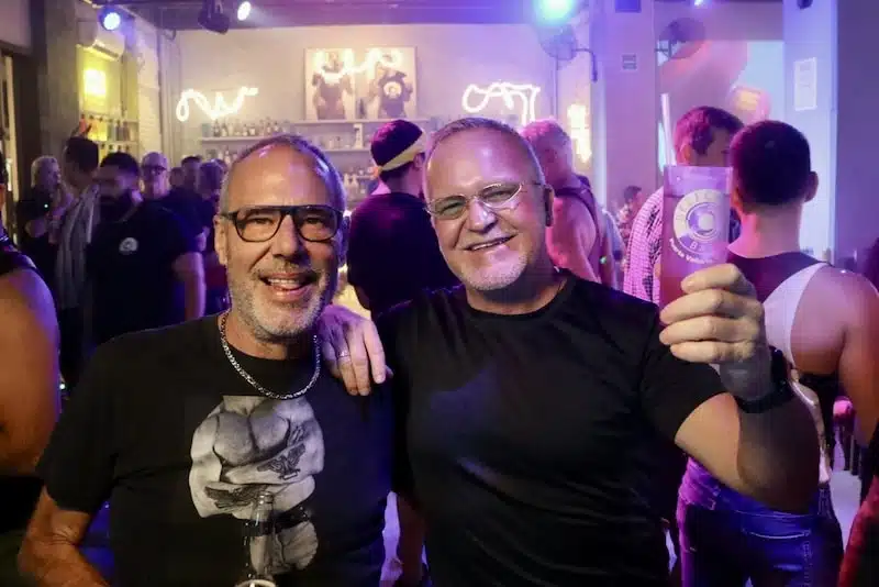 BEEFCAKES BAR Unveils Its Grand New Venue