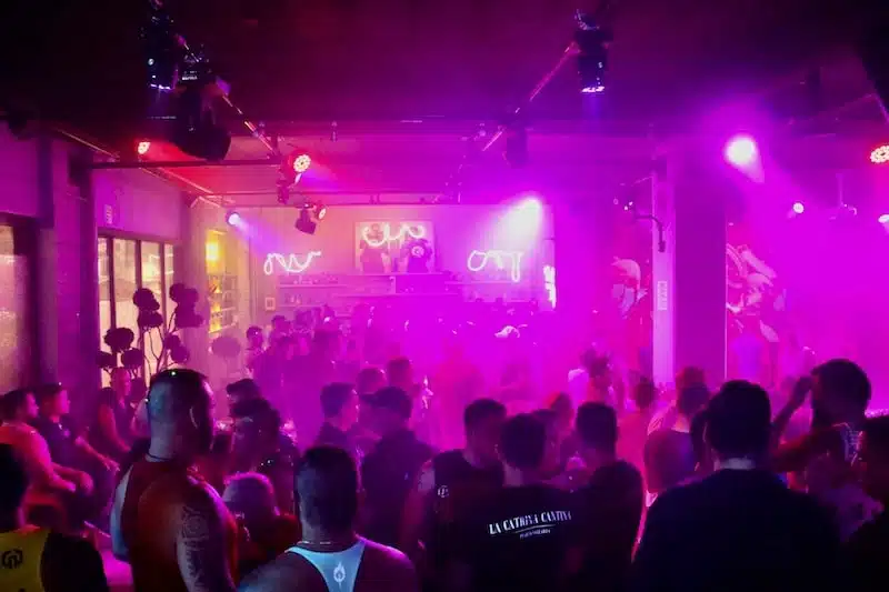 BEEFCAKES BAR Unveils Its Grand New Venue