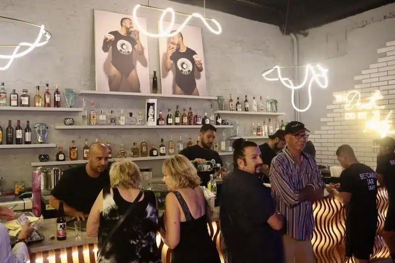 BEEFCAKES BAR Unveils Its Grand New Venue